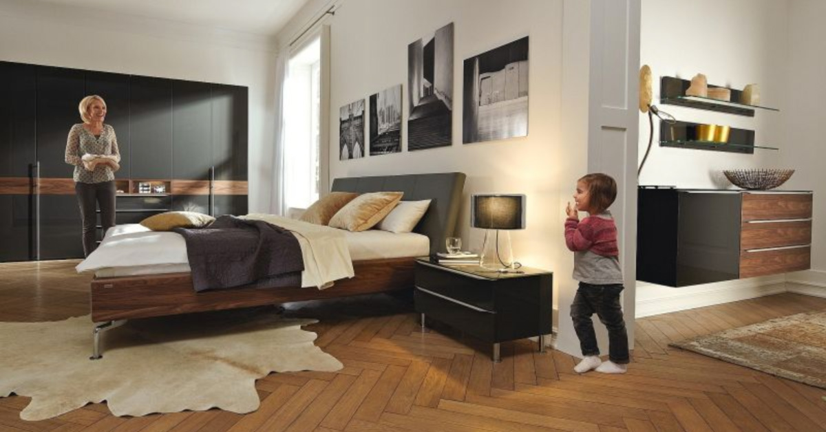 EMI - Ako vymaľovať malú spálňu a opticky ju zväčšiť?